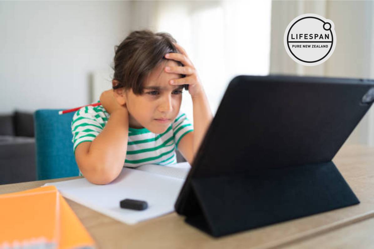 The Impact of Screen Time on Children's Eyesight – PureLifespan
